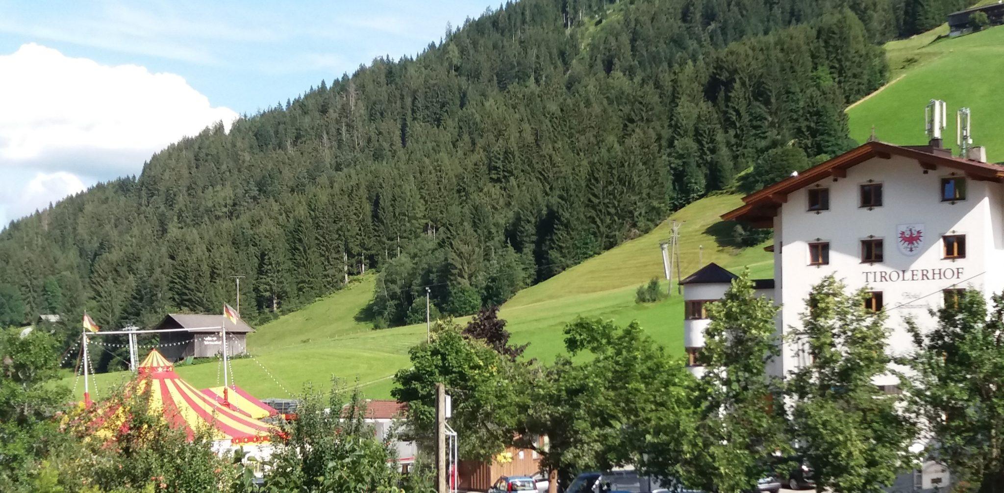 Zirkus Sperlich Familie